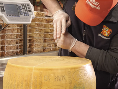 Holiday Cheeses - Convenient Grocery Delivery